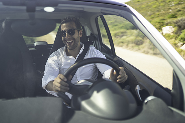 Tips for Avoiding Glare When Driving - Your AAA Network