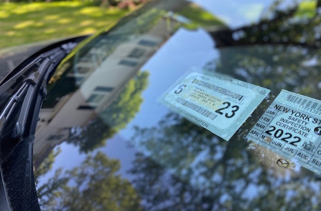 How to Apply and Remove a Vehicle Registration Sticker